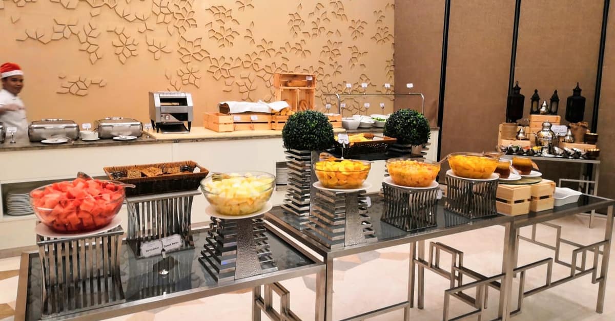 Lunch / Dinner Experience At Crystal Restaurant By Copthorne Hotel! Dubai